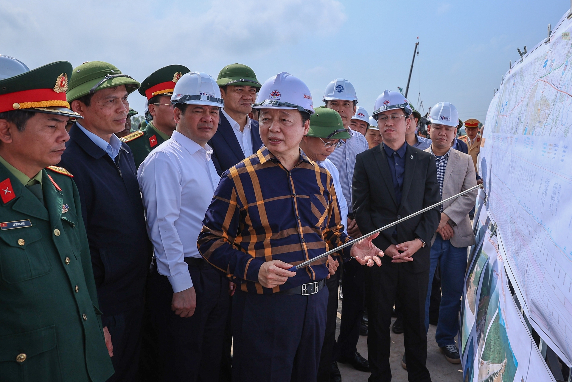 Tập trung cao độ cho các dự án, bảo đảm mục tiêu cả nước có 3.000 km ...